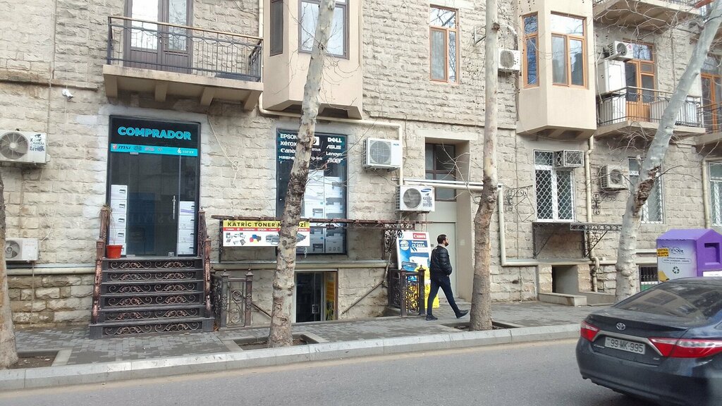 Bilgisayar mağazaları Comprador, Bakü, foto