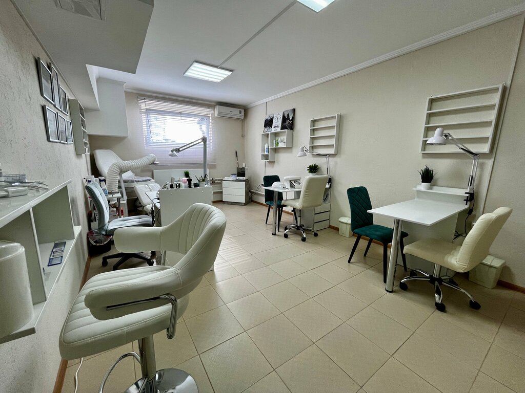 Manikür-pedikür Manicure and pedicure, Novorossiysk, foto