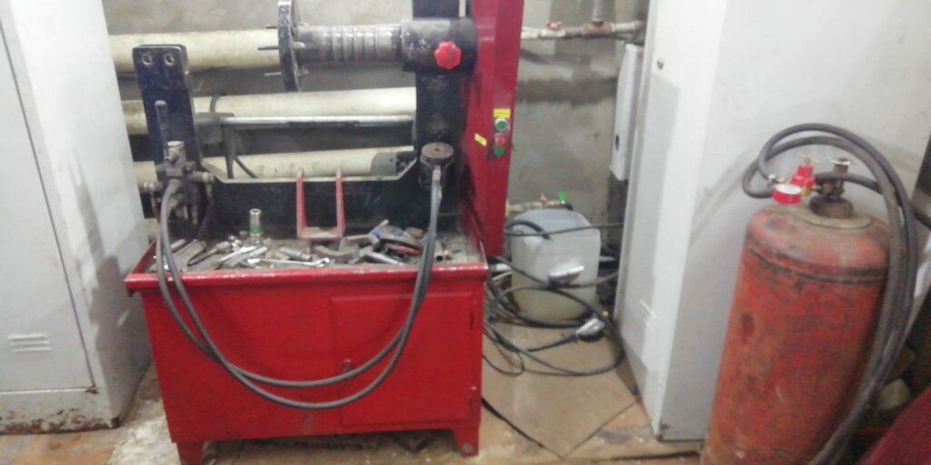 Oto lastik tamiri You ride, we fix, Moskova, foto