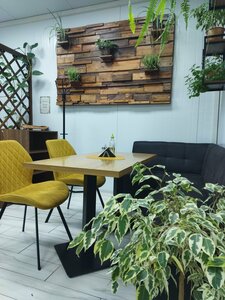 Кафе на Центральной (Tsentralnaya Street No:40, posyolok Furmanovo), kafe  Kaliningradskaya oblastından