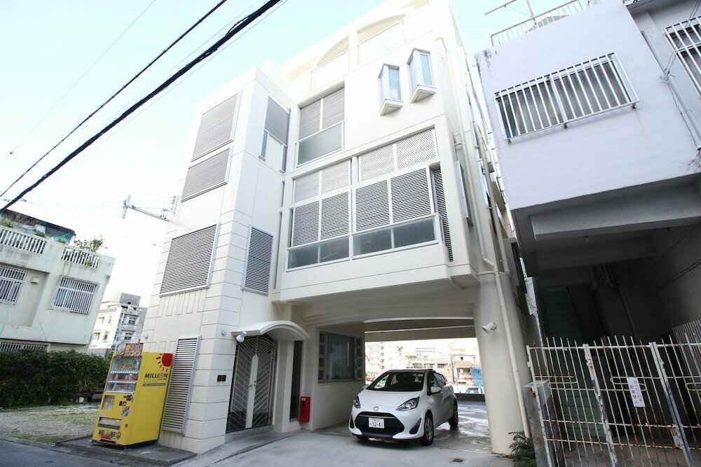 Otel Villa Bianco, Naha, foto