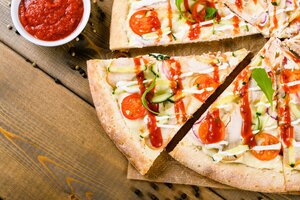 Bon pizza (Rostov-on-Don, Severniy Microdistrict, Komarova Boulevard, 16/2), pizzeria  Rostov‑na‑Donu'dan