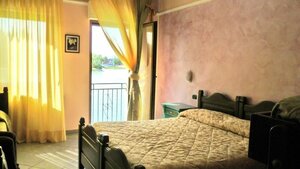 Don Luis (Abruzzo, L'Aquila, Contrada Piana Santa Liberata), otel  Abruzzo'dan