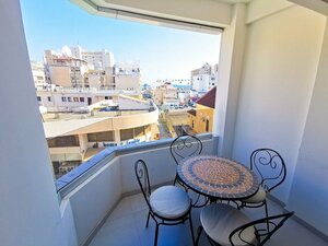 Vasilo Court Seaview City Apartment (Larnaca), otel  Larnaka'dan