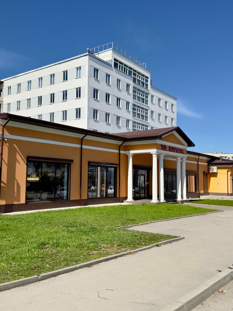 Lamba ve avize mağazaları Salon Europa, Nalchik, foto