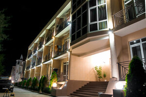 Aurora (Чудесная улица No:2/5, посёлок городского типа Николаевка), otel  Kırım Cumhuriyeti'nden