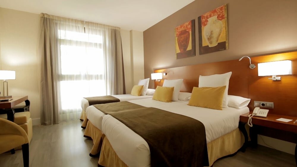 Otel Hotel Puerta de Toledo, Madrid, foto