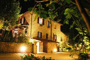 Casanova di Pescille (Tuscany, Bosco di Ragnaie), otel  Toskana'dan