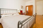 Lo Studio di Joyce (Friuli-Venezia Giulia, Triest, Via Roma), otel  Trieste'den