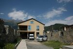Mestia Residence (Samegrelo-Zemo Svaneti, Town of Mestia, Tetnuldi 6), konuk evi