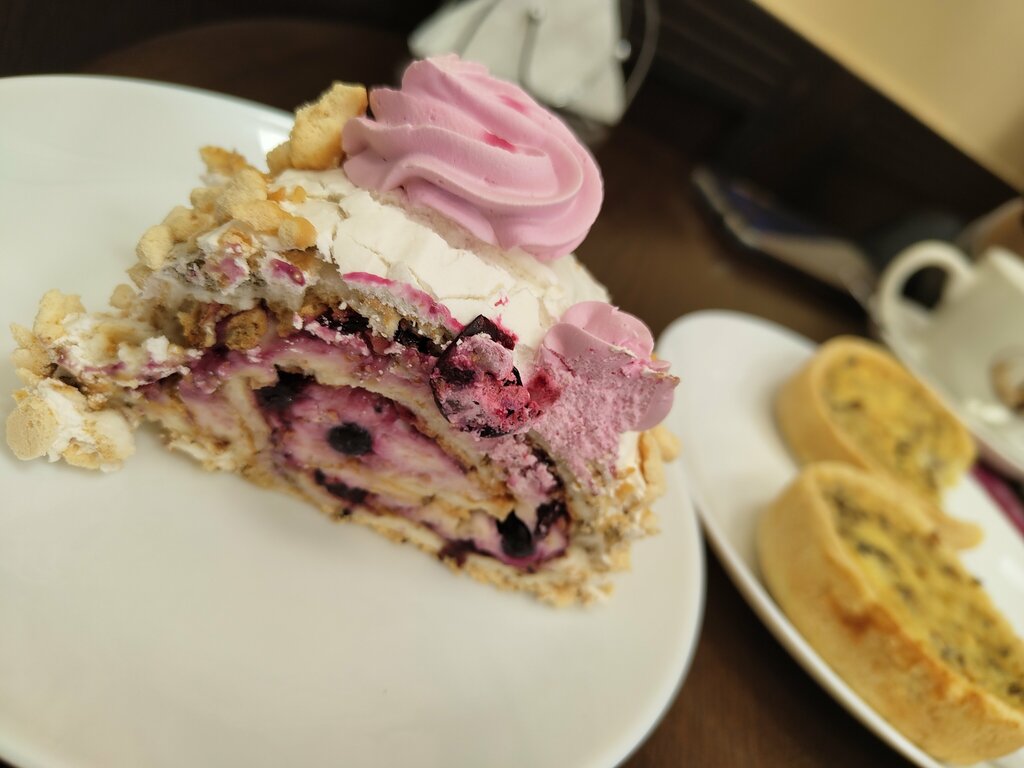 Pasta, şekerleme ve tatlı Яблонька, Novokuybyşevsk, foto