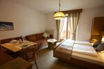 Holiday House Erika (Lombardy, Sondrio, Via al Dosso, 4), kısa süreli konaklama  Lombardiya'dan
