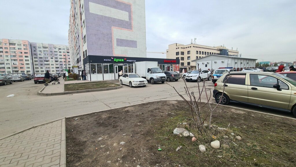 Fast food Doner Grill, Almatı, foto