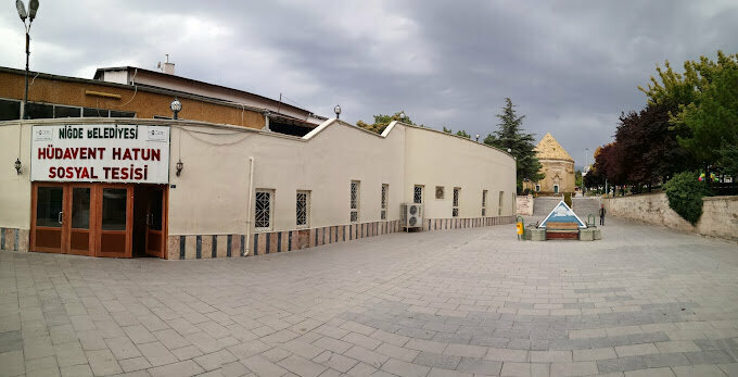Turistik yerler Hüdavent Hatun Türbesi, Niğde, foto