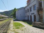 станция Боржоми (kray Samtskhe-Dzhavakheti, City of Borjomi), tren istasyonu