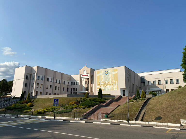 Fen lisesi, sosyal bilimler lisesi Gimnaziya, Braslav, foto