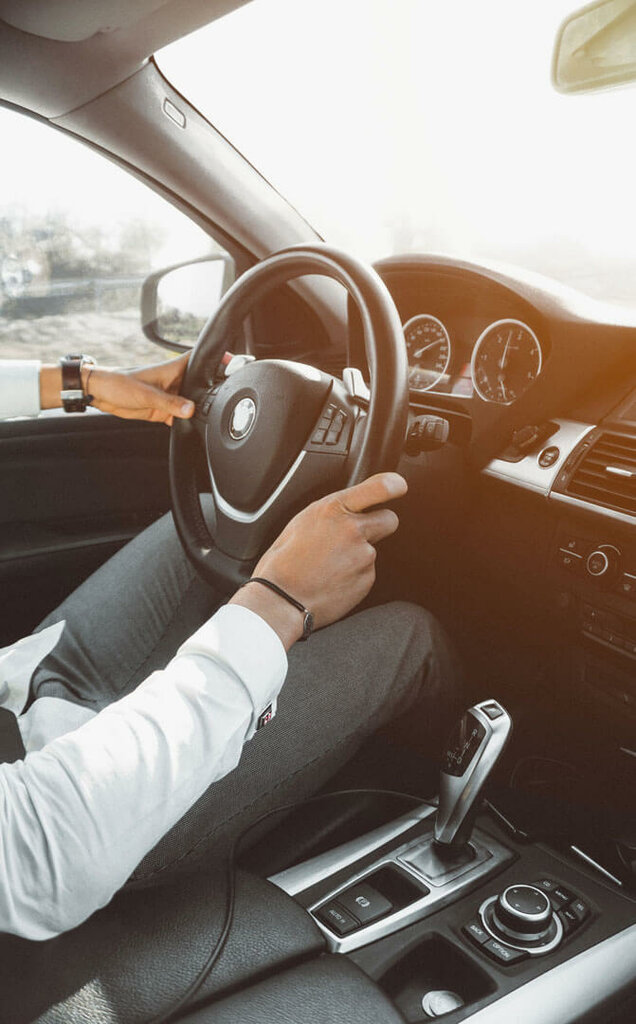 Şehiriçi yolcu taşımacılığı Sober Driver, Dubai, foto