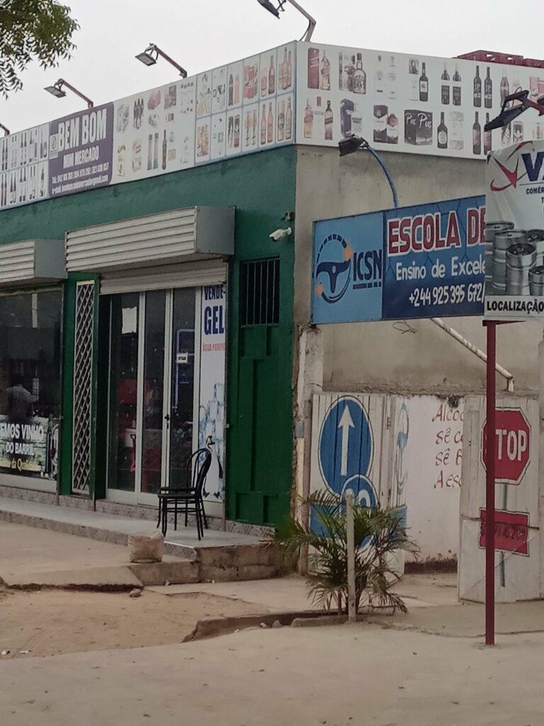 Gıda pazarı Bem Bom Minimercad, Loanda, foto
