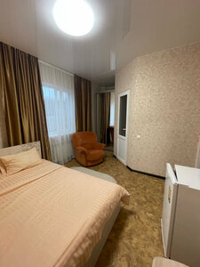 Omega (Маячная улица No:40Б), otel  Sevastopol'dan