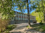 Privetnenskaya shkola Srednego Obshchego Obrazovaniya (ulitsa Voyennykh Stroiteley No:11, posyolok pri zheleznodorozhnoy stantsii Privetninskoye), ortaokul  Saint‑Petersburg ve Leningradskaya oblastından