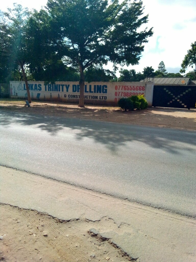 Kamu hizmet şirketi Lokas Trinity Drilling and Contraction Ltd, Lusaka, foto