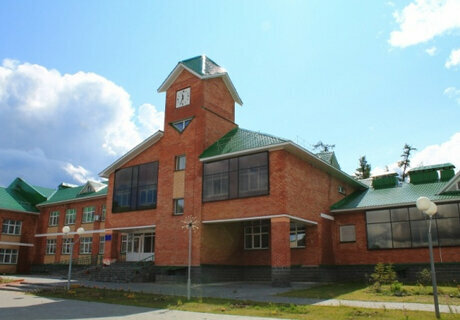 Kültür merkezleri Центр Культуры и Спорта Лыхма, Hantı‑Mansi Özerk Okrugu, foto