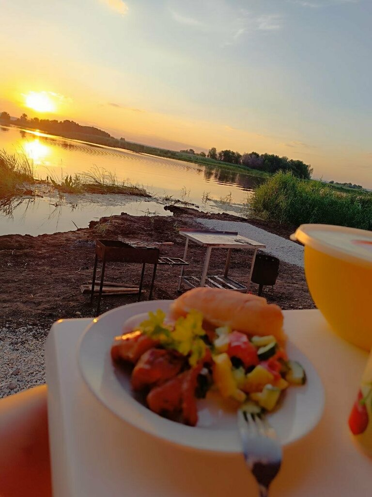 Piknik alanı Место для пикника, Saratovskaya oblastı, foto