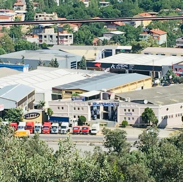 Otomobil yedek parçaları Burser, Gemlik, foto