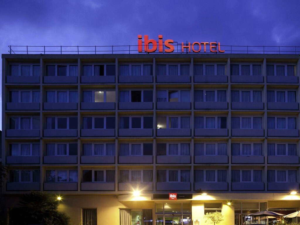 Otel Ibis Ales Centre Ville, Alès, foto