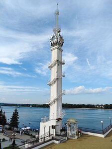 The Tower (Volzhskaya Embankment No:2), turistik yerler  Yaroslavl'dan