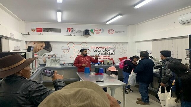 Bilim araştırma enstitüsü Production Technological Institute - San Isidro Campus, Lima, foto