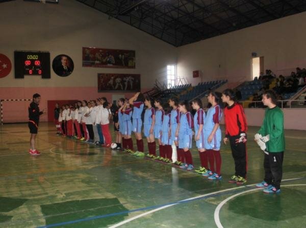 Ortaokul Ata Ortaokulu, Ortahisar, foto