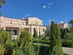 Пеликан (Прибрежная улица No:4, село Оленевка), otel  Kırım Cumhuriyeti'nden