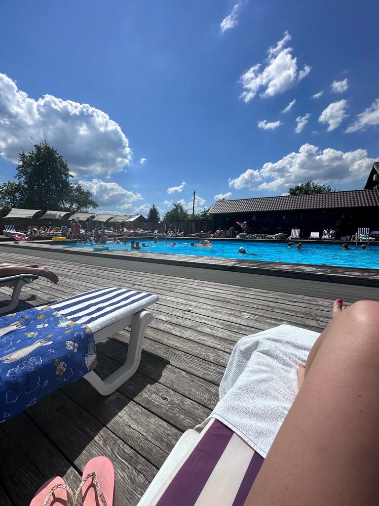 Yüzme havuzları Бассейн, Smolenskaya oblastı, foto