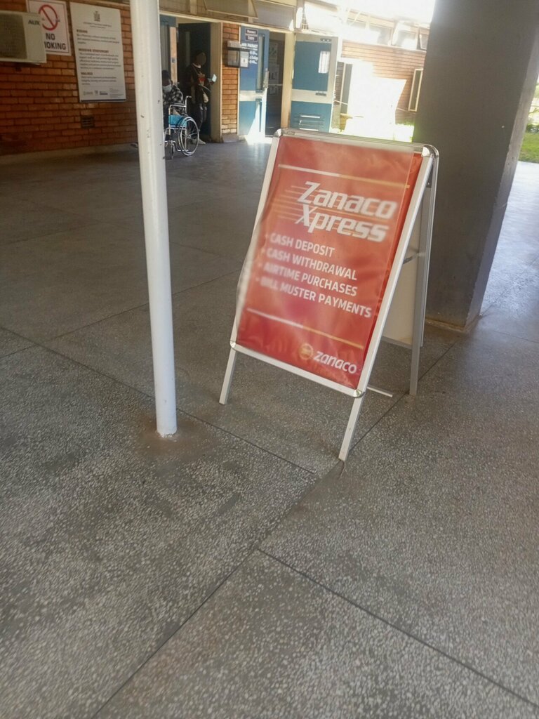 ATM'ler Zambia National Commercial Bank, Lusaka, foto