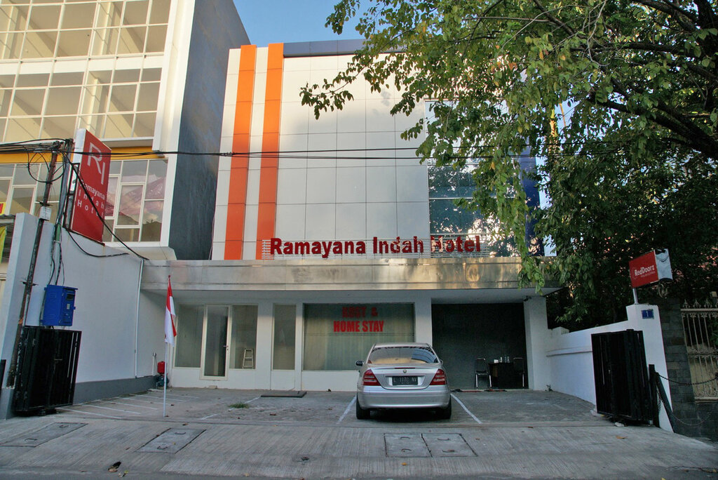 Otel RedDoorz @ Panglima Sudirman, Surabaya, foto