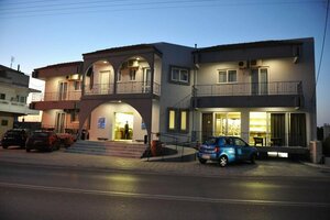 Maritime Hotel Aparts (Ialysos), otel  Kremasti'den