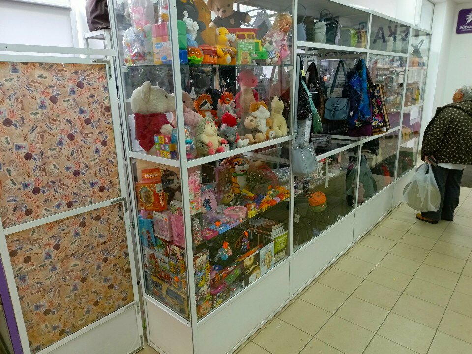 Çanta ve valiz mağazaları Магазин кожгалантереи, Kemerovo, foto