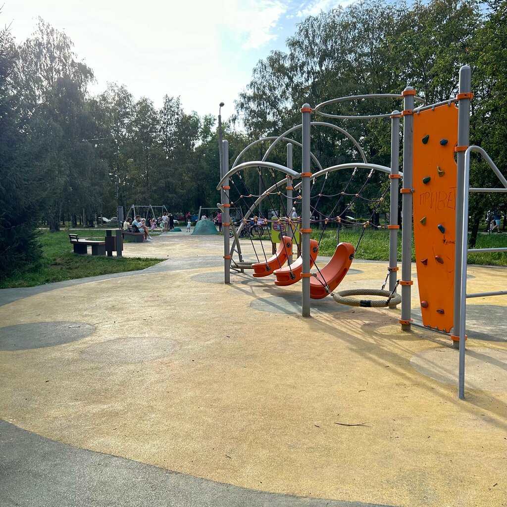 Oyun alanı Playground, Saint‑Petersburg, foto