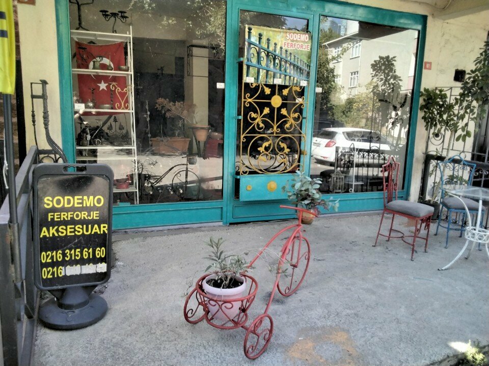 Merdiven ve korkuluklar Sodemo Ferforje, İstanbul, foto