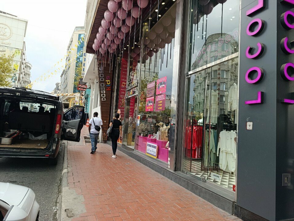 Giyim mağazası Loco Loco, İstanbul, foto