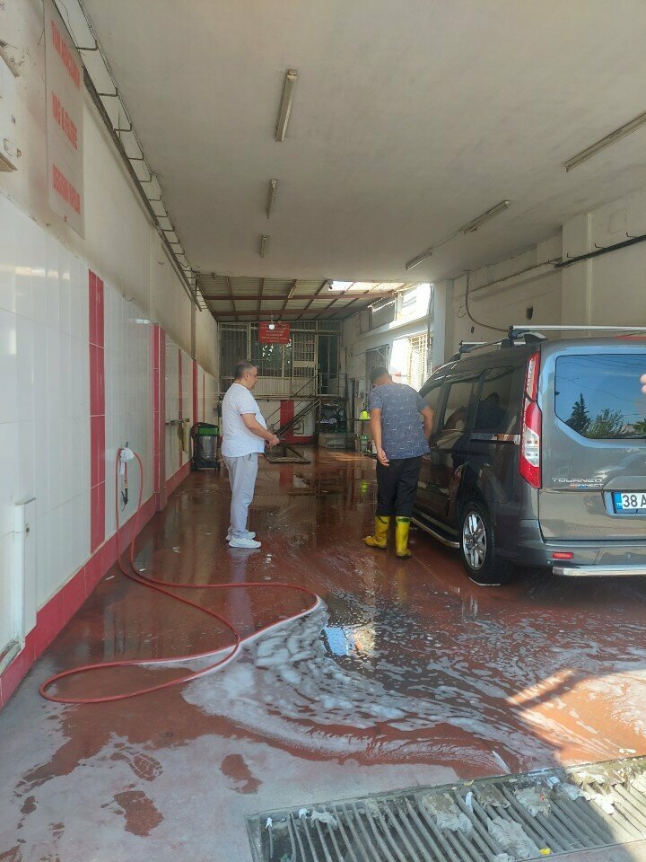 Oto yıkama Kaya Kardeşler, Adana, foto