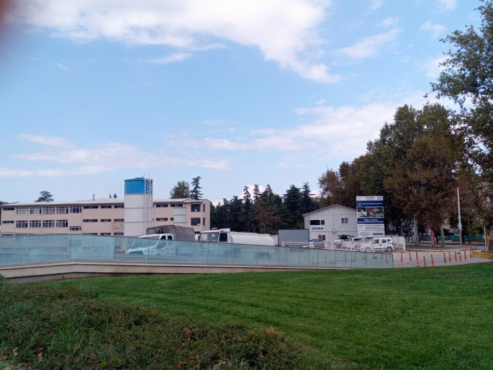 Çok amaçlı spor tesisleri Atatürk Kapalı Spor Salonu Ek Binası, Bursa, foto