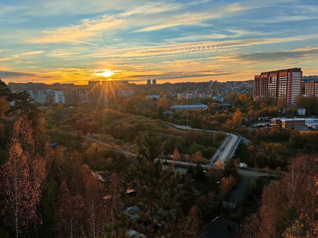 Dağ zirvesi Мыс Толстый мыс, Tomsk, foto