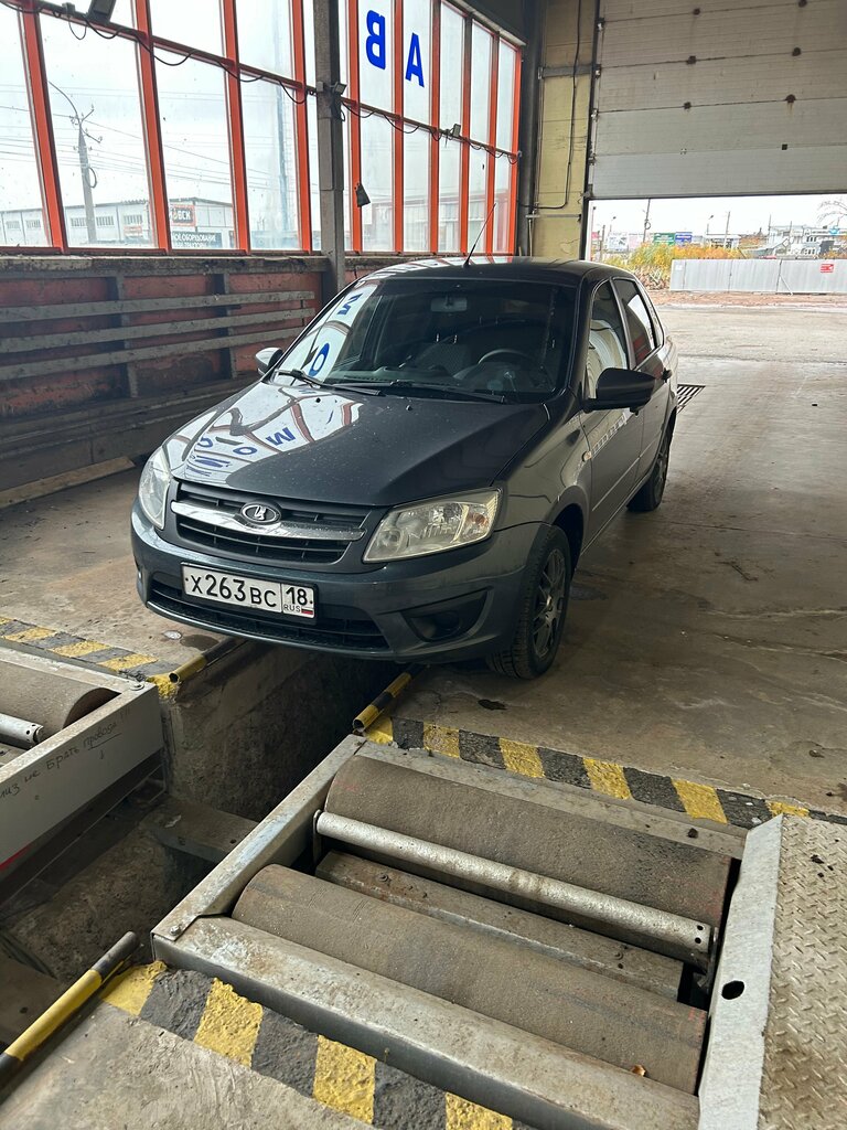 Araç muayene istasyonları Техосмотр, Izhevsk, foto