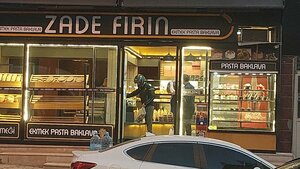 Zade Unlu Mamulleri (Namazgah Cad., Üsküdar, İstanbul), ekmek fırını  İstanbul'dan