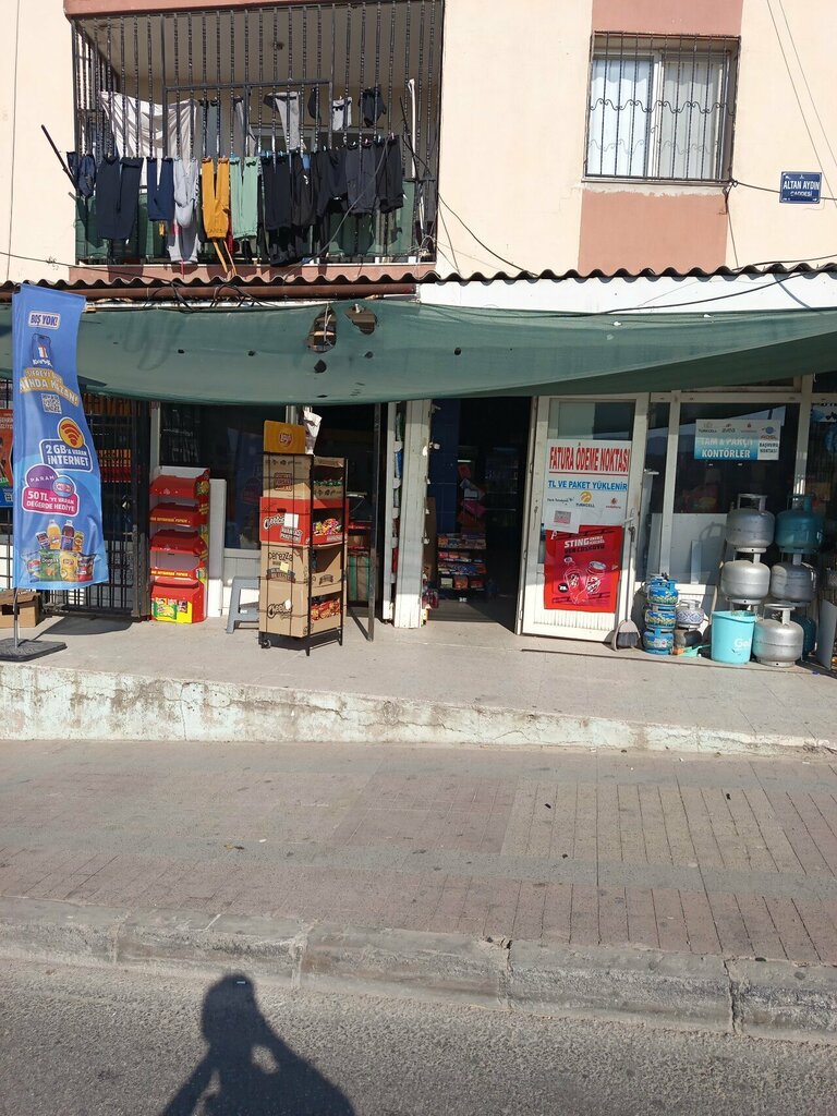 Süpermarket Uğur Market Toptan Ve Perakende, İzmir, foto