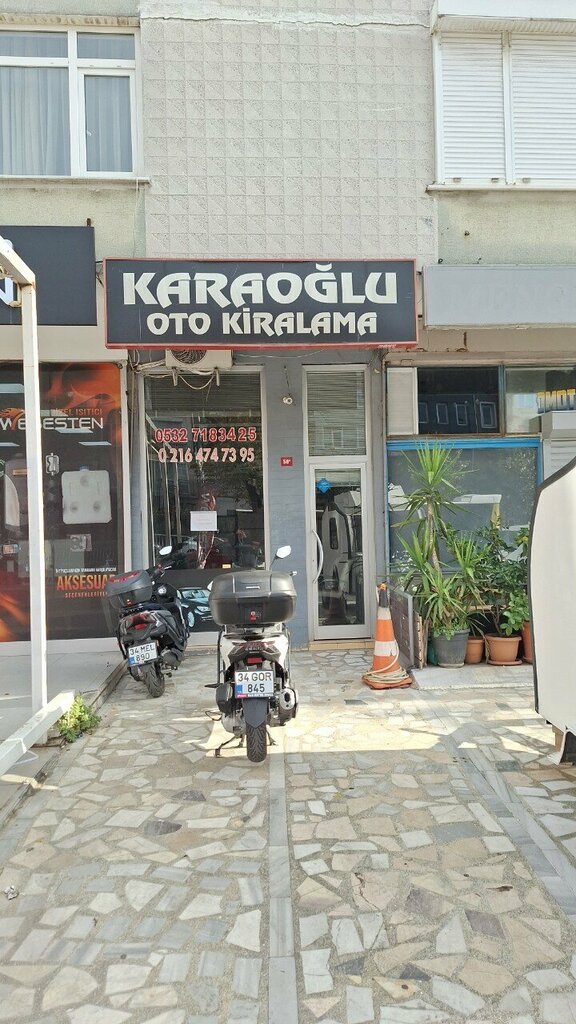 Otomobil satış galerileri Karaoğlu otomotiv, İstanbul, foto