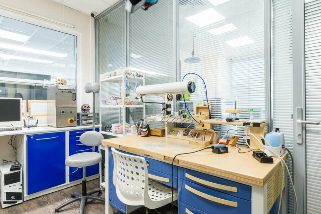 Protez yapımı First cifra dental laboratory, Moskova, foto