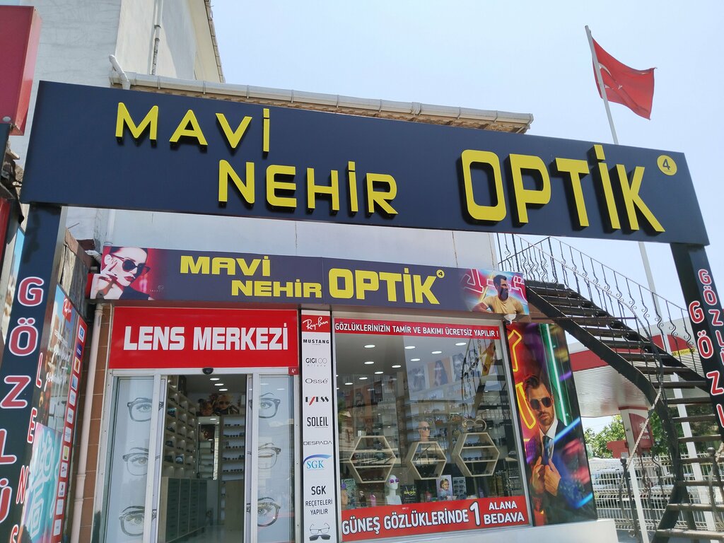 Optik Mavi Nehir Optik, İstanbul, foto